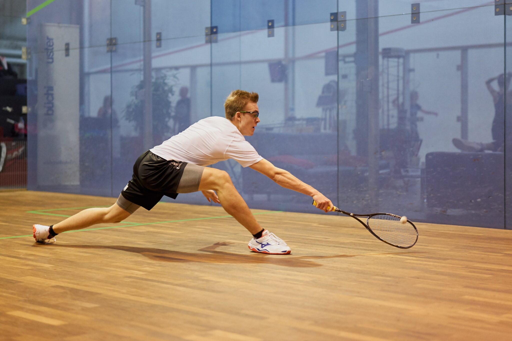 Squash Arena Uster – Court buchen & Squash spielen in Uster