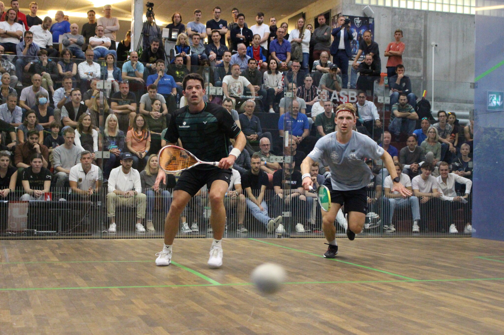 1.Runde des GC Cups in der Squash Arena Uster Super Atmosphäre und ...